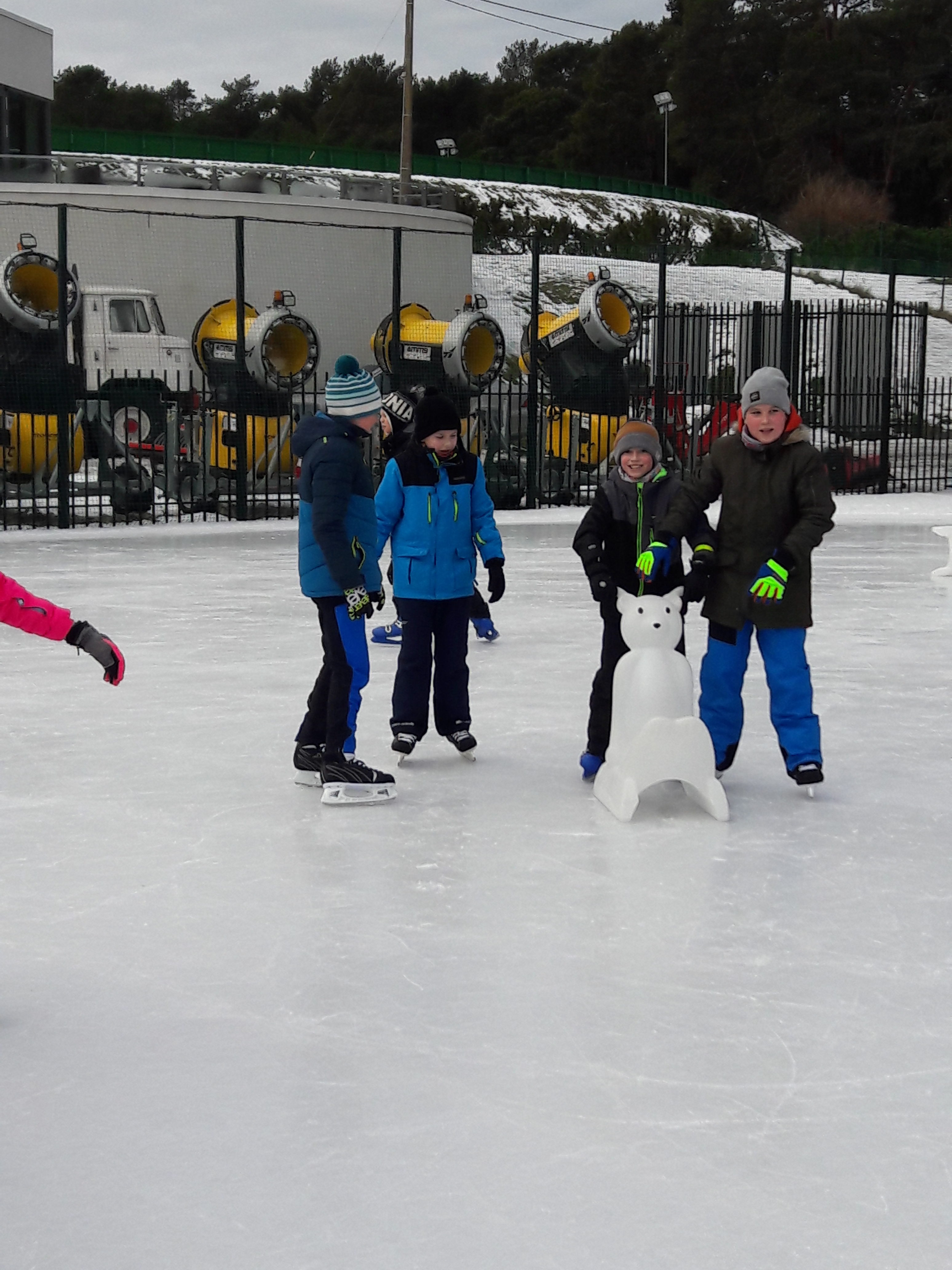 Suusa-ja uisupäevad - Peetri Põhikool
